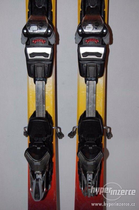 Dámské carvingové lyže K2 LUV Machine 74 Ti 15/16 - bazar - Hyperinzerce.cz