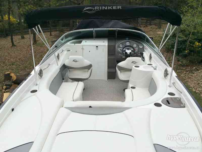 2012 Rinker Captiva 246 CC Cuddy Cabin - bazar - Hyperinzerce.cz