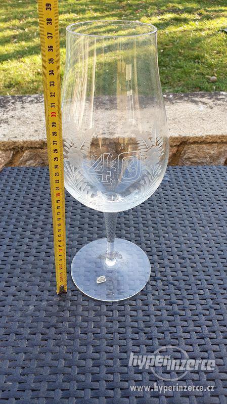 Obří výroční skleněná číše - bazar - Hyperinzerce.cz
