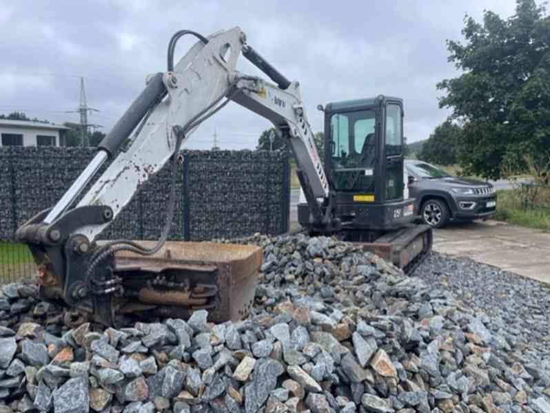 Bagr BOBCAT E50 - bazar - Hyperinzerce.cz