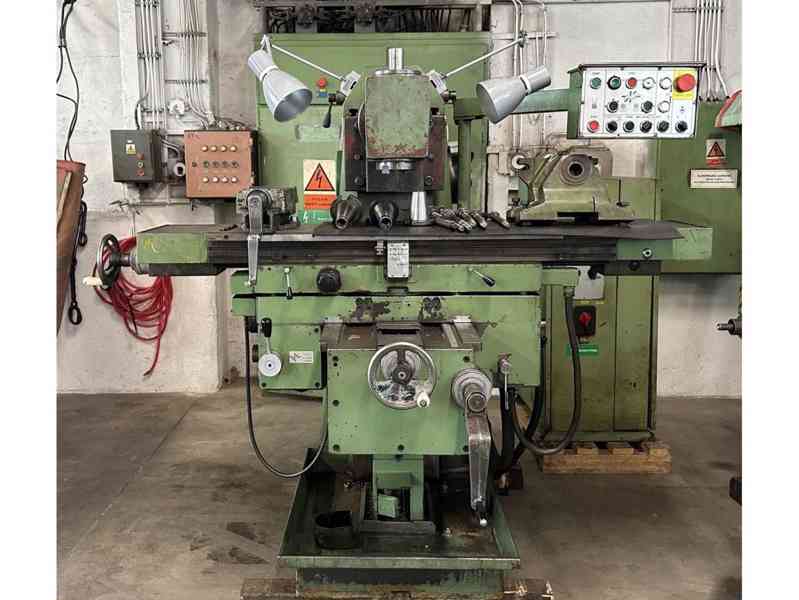 Frézka univerzální FGU 32 - bazar - Hyperinzerce.cz