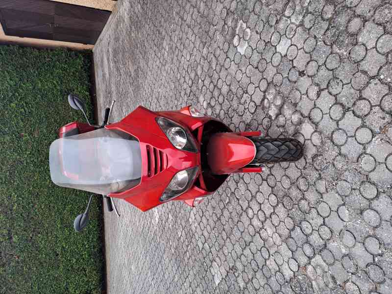 Skútr YIYING CRUISER - bazar - Hyperinzerce.cz
