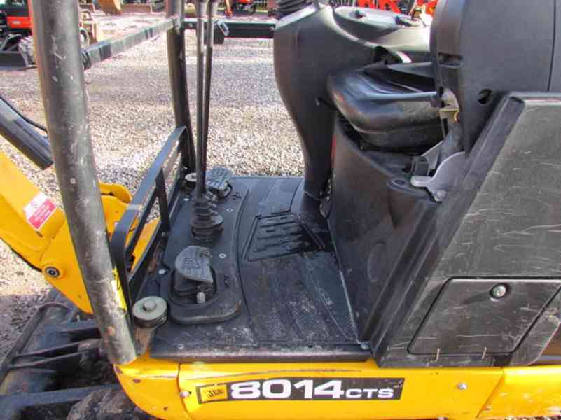 JCB 8014 CTS - bazar - Hyperinzerce.cz