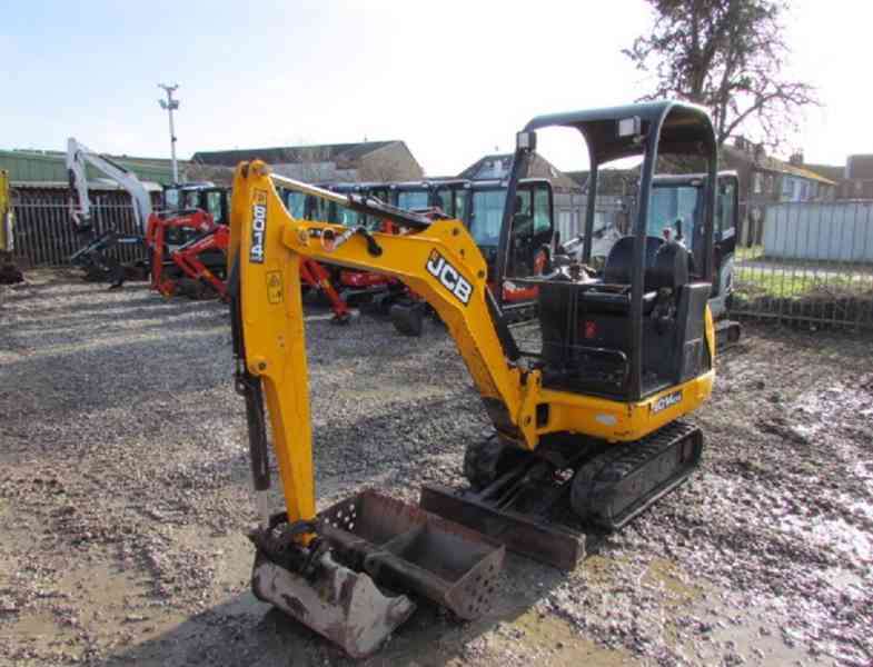 JCB 8014 CTS - bazar - Hyperinzerce.cz