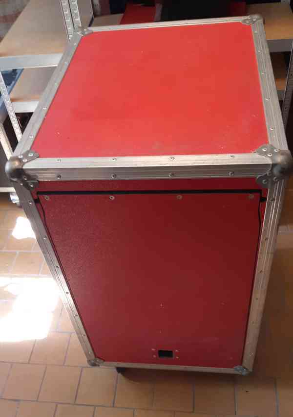 Rack Productions 16U - bazar - Hyperinzerce.cz