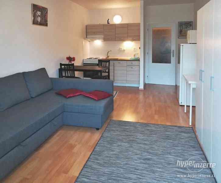 PRONAJATO!!! Pěkný byt 1+kk+lodžie, 31m², Praha 8 Střížkov - bazar - Hyperinzerce.cz