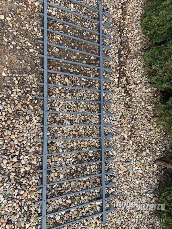 PLOTOVÝ DÍLEC + SAMONOSNÁ BRÁNA - bazar - Hyperinzerce.cz