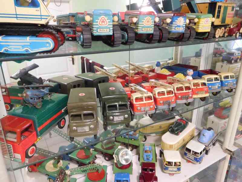 STARÉ RETRO HRAČKY - bazar - Hyperinzerce.cz