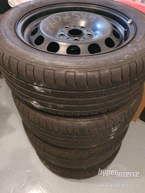 205/55 R16 Letní + Plechové disky - bazar - Hyperinzerce.cz