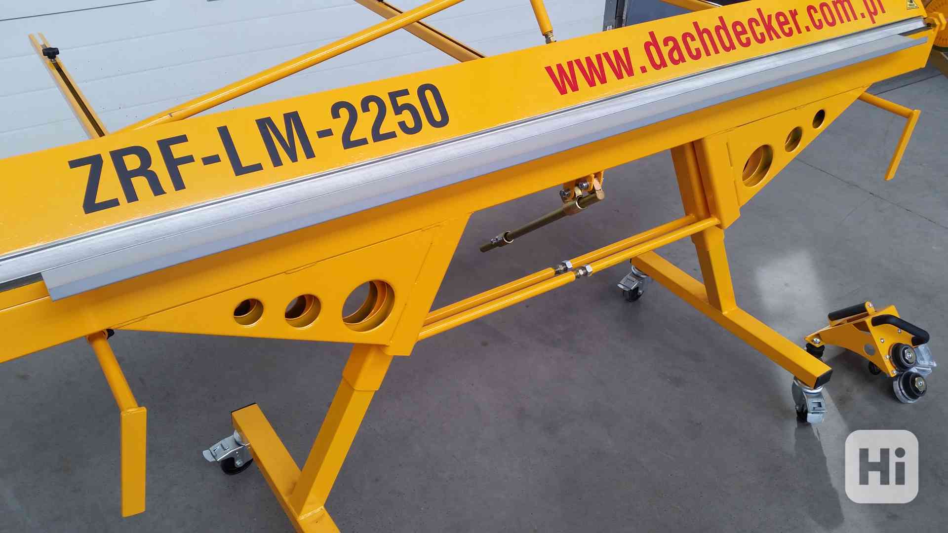 Ohybacka plechu ZRF-LM + Rezacka Dachdecker - bazar - Hyperinzerce.cz