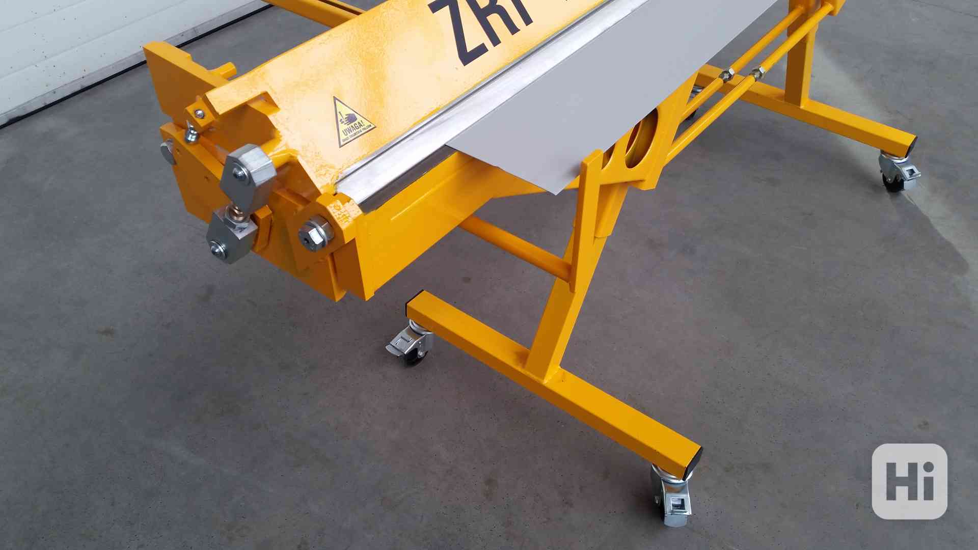 Ohybacka plechu ZRF-LM + Rezacka Dachdecker - bazar - Hyperinzerce.cz