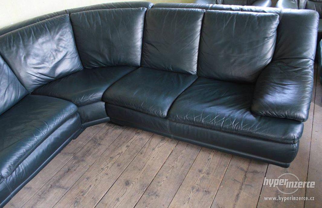 Rohová kožená sedačka v tmavě zelené barvě - bazar - Hyperinzerce.cz