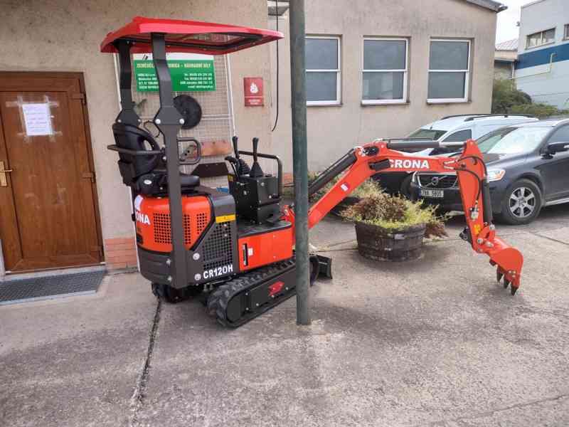 Minibagr CR 120 H - bazar - Hyperinzerce.cz