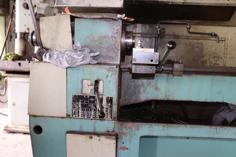 Soustruh revolverový RM 25 - bazar - Hyperinzerce.cz