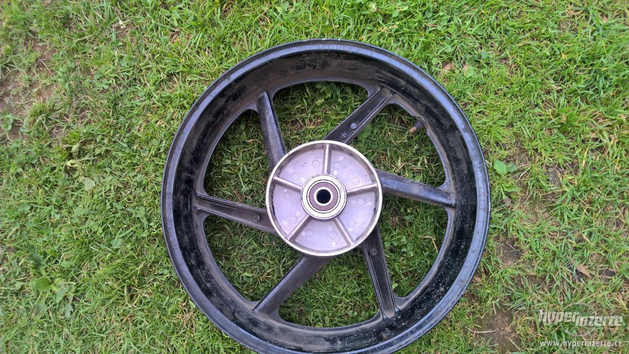 Prodám kola na motocykly - bazar - Hyperinzerce.cz