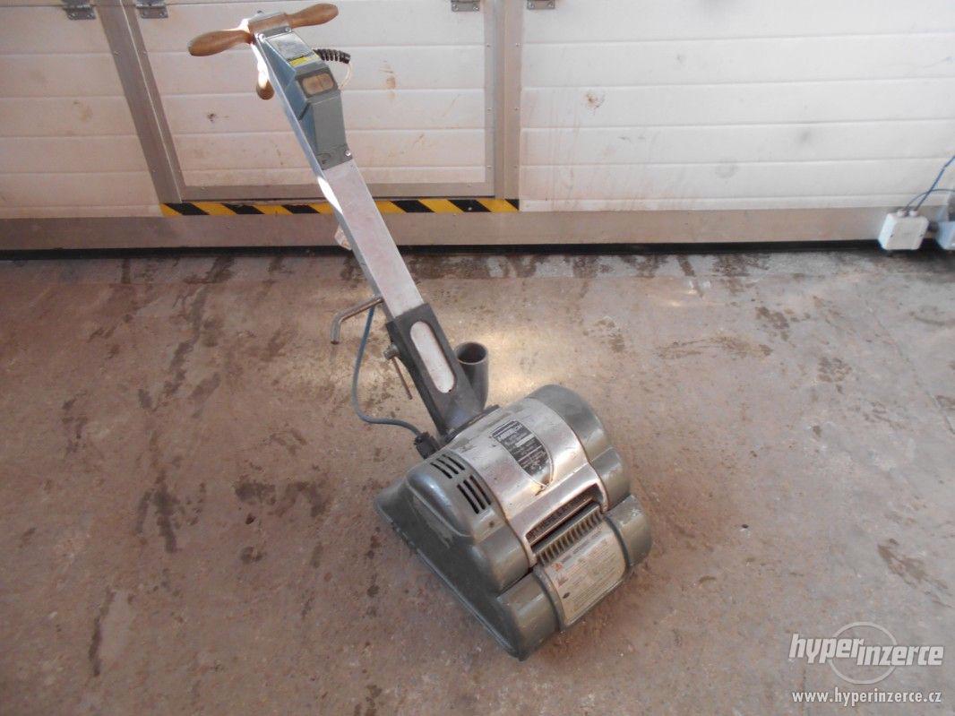 Bruska na parkety Hiretech HT8 - bazar - Hyperinzerce.cz