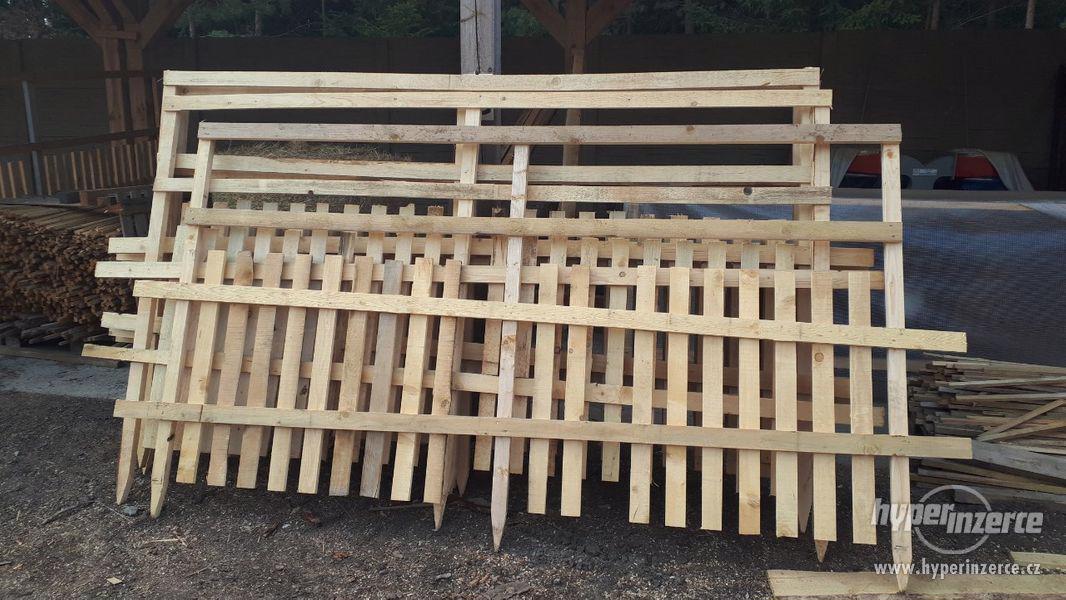Dřevěná lesnická oplocenka - bazar - Hyperinzerce.cz