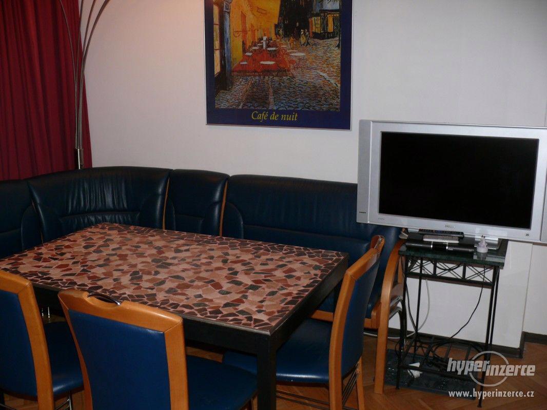 HODINOVY HOTEL CENTRUM PRAHA 5 SMICHOV PRIVAT MILENENCI - bazar - Hyperinzerce.cz