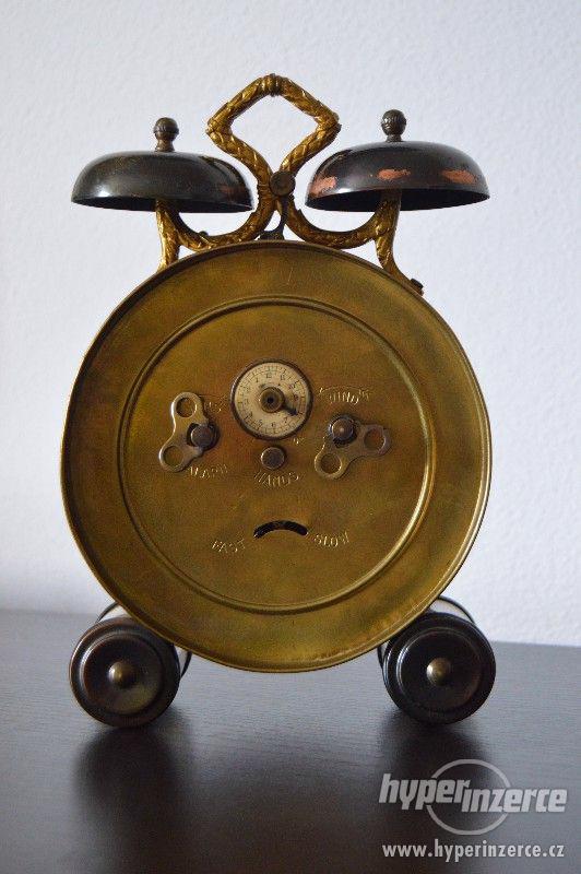 Starožitné hodiny s budíkem - bazar - Hyperinzerce.cz
