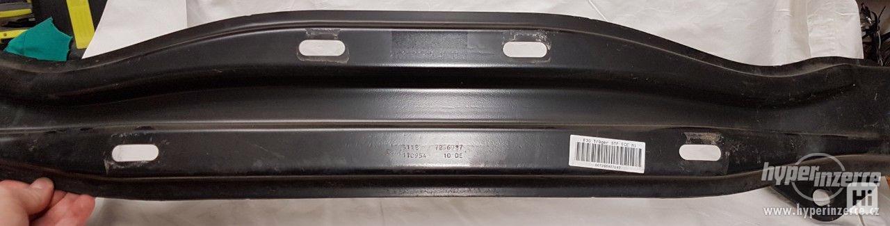 BMW 3' Výztuha zadního nárazníku - bazar - Hyperinzerce.cz