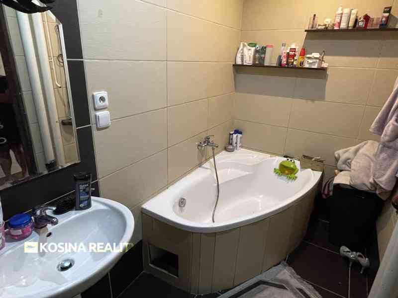 Byt 2+1 s balkonem, Sokolovská, Sokolov - bazar - Hyperinzerce.cz