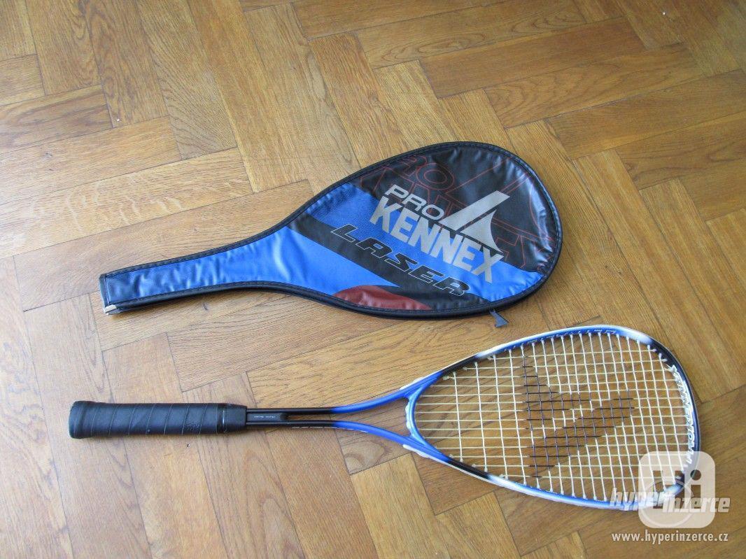 Raketa na squash PRO KENNEX LASER - bazar - Hyperinzerce.cz