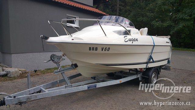 Quicksilver 470 cabin activ - bazar - Hyperinzerce.cz