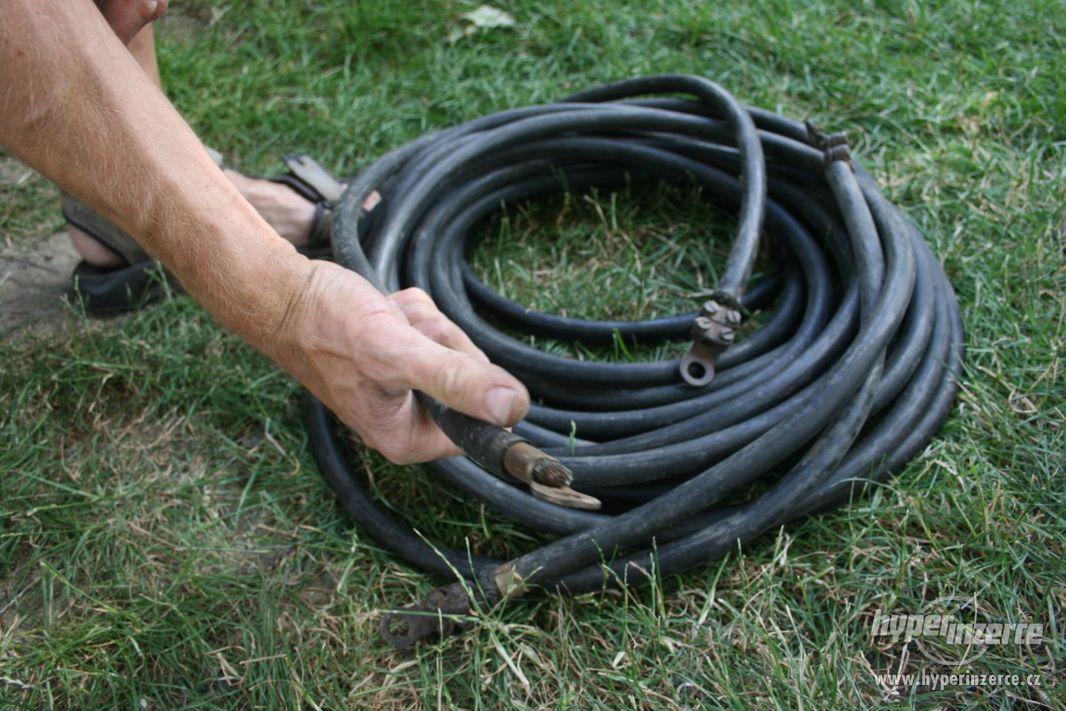 starší typy zásuvek, jističů a další materiál - bazar - Hyperinzerce.cz