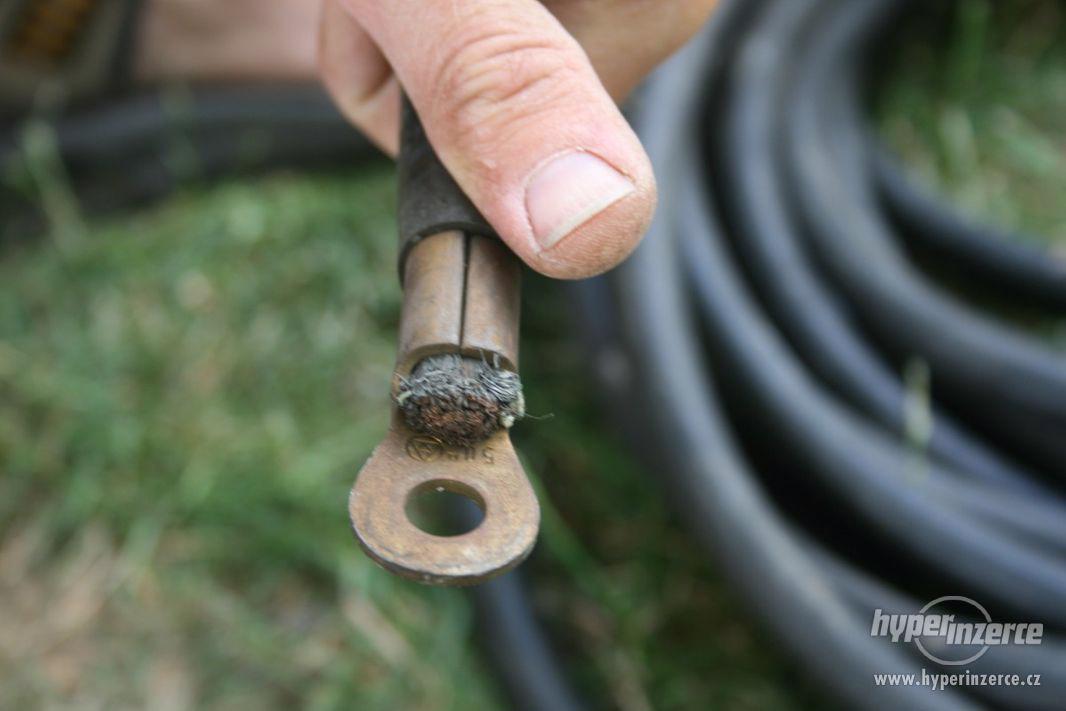 starší typy zásuvek, jističů a další materiál - bazar - Hyperinzerce.cz