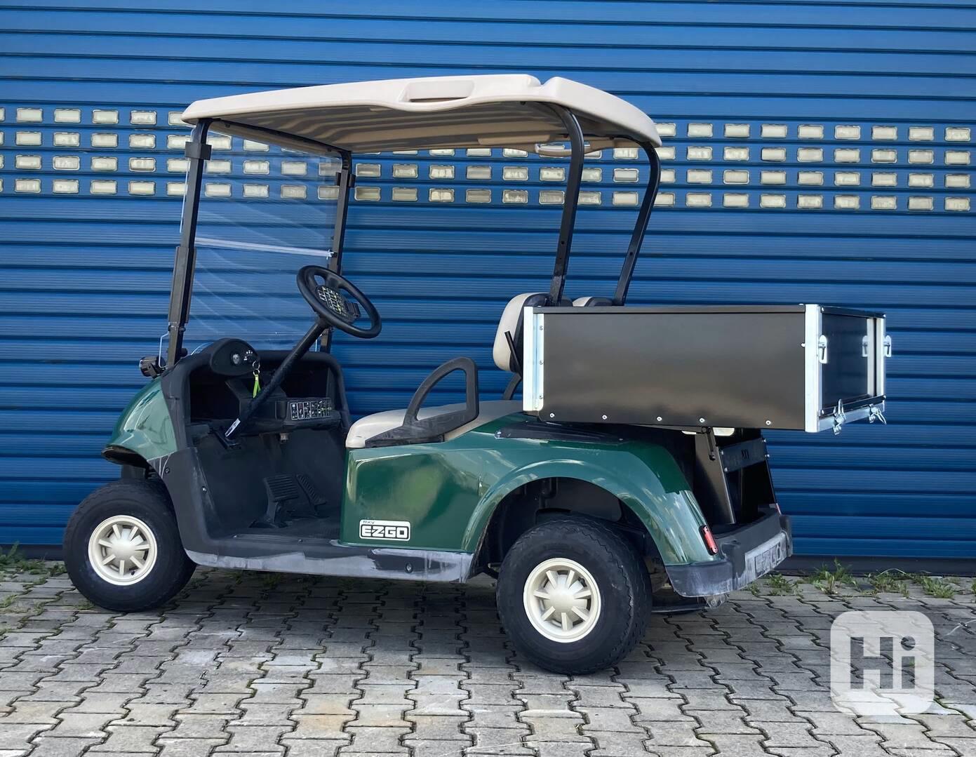 Pracovní elektro-vozík E-Z-GO RXV - bazar - Hyperinzerce.cz