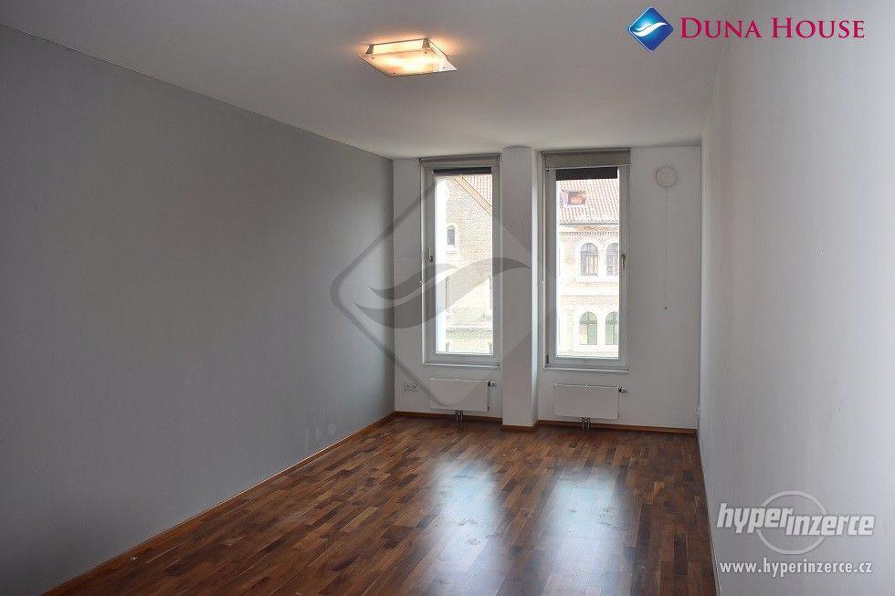 Pronájem bytu 2+kk, Praha - Smíchov - bazar - Hyperinzerce.cz