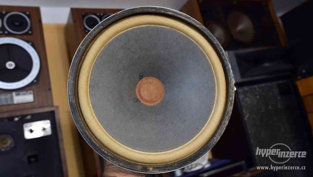 Tesla ARZ 668 hlubokotónové reproduktory r. 1967 - bazar - Hyperinzerce.cz