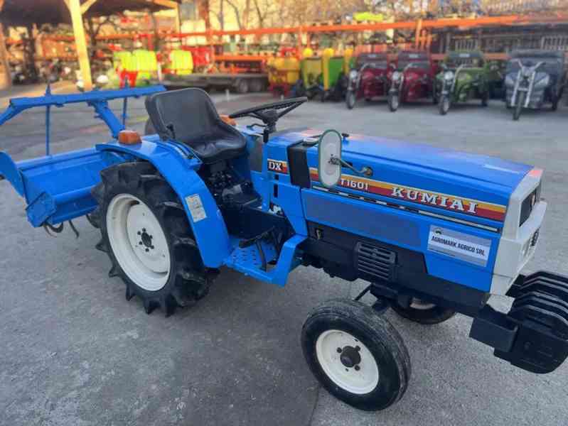 Japonský traktor 16hp 4x2 se sekačkou - bazar - Hyperinzerce.cz