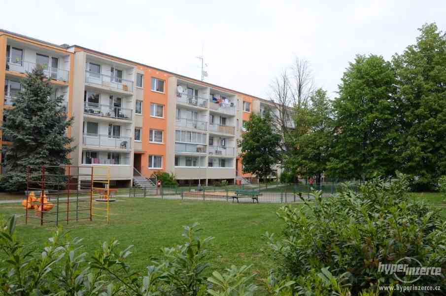 prodej bytu 3+1 s garáží v domě - bazar - Hyperinzerce.cz