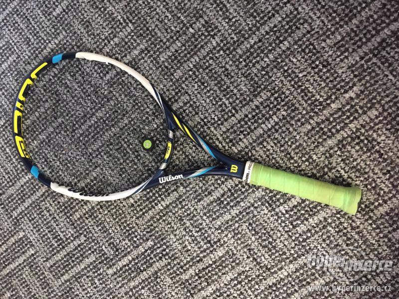 Tenisová raketa Wilson - bazar - Hyperinzerce.cz