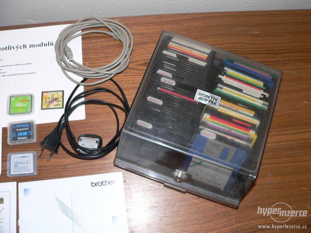 Vyšívací stroj Brother PR 600 - bazar - Hyperinzerce.cz