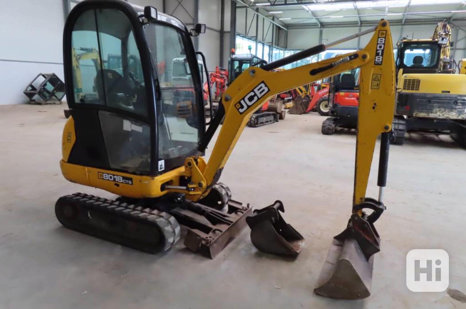 JCB 8018 - bazar - Hyperinzerce.cz