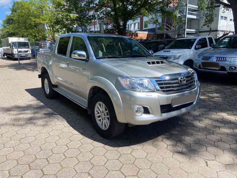 Toyota Hilux 3.0 D Aut. 126kw - bazar - Hyperinzerce.cz