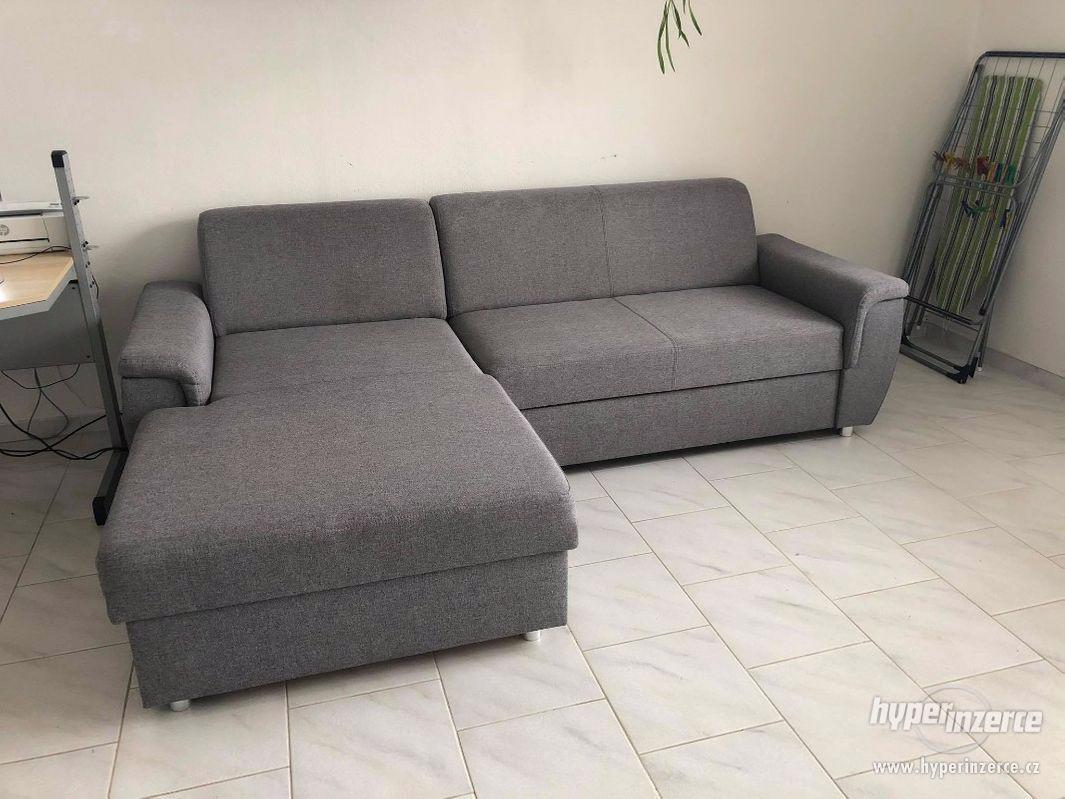 Rohová rozkládací sedačka - bazar - Hyperinzerce.cz