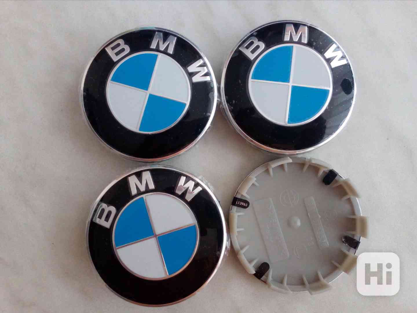 Sada 4 kusů krytek do Alu disků BMW - bazar - Hyperinzerce.cz