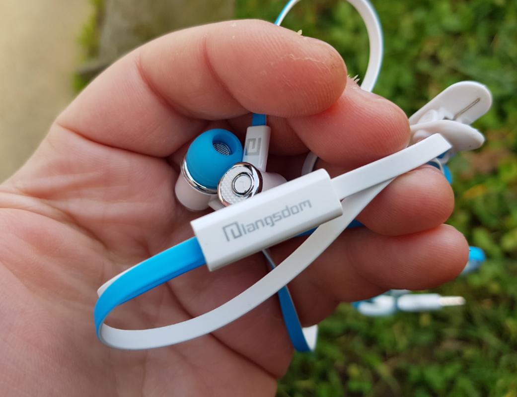 Sluchátka s microfonem Langsdom - bazar - Hyperinzerce.cz