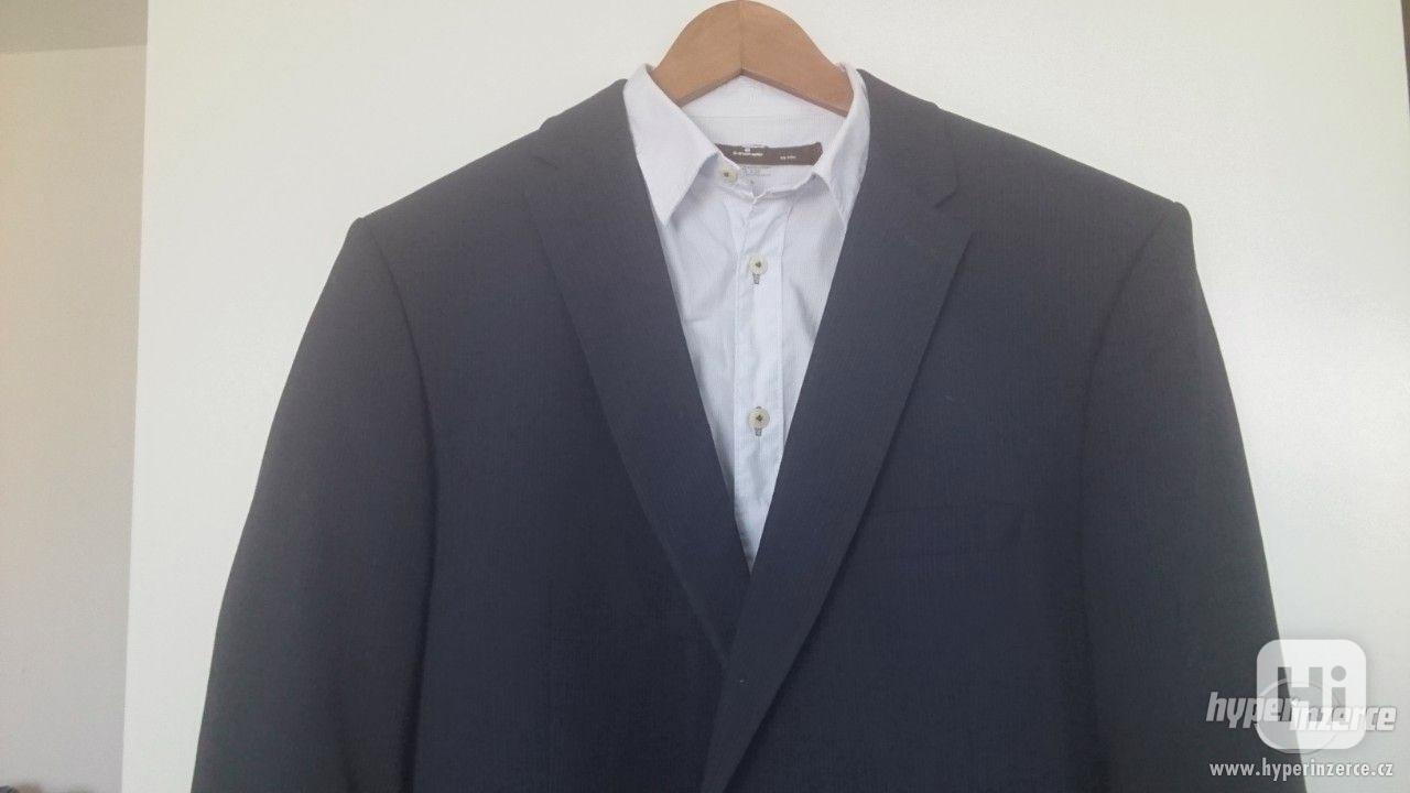 Oblek Karl Jackson - bazar - Hyperinzerce.cz