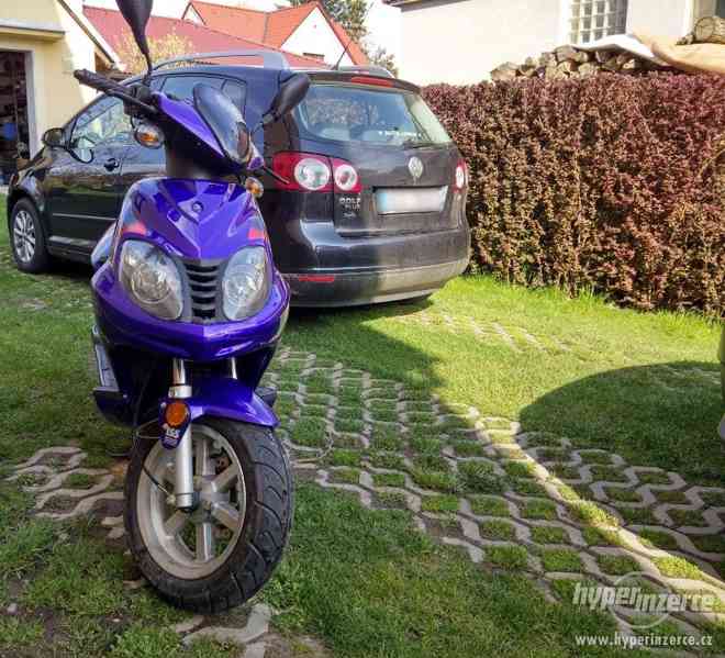 Skútr 50 LJ50QT-F 2T - bazar - Hyperinzerce.cz