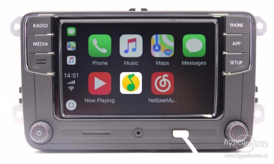 Autorádio VOLKSWAGEN RCD 330 Plus + kamera - bazar - Hyperinzerce.cz