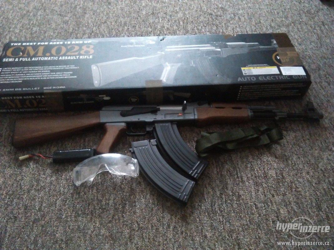 Airsoft ak47 cm028 - bazar - Hyperinzerce.cz