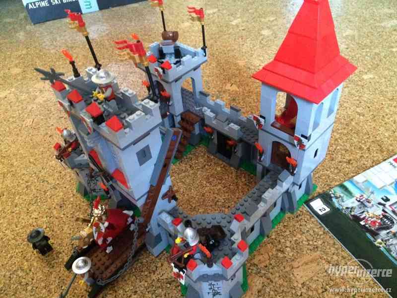 Lego hrad 7946 castle séria rytieri kraľovstvo zámok - bazar ...