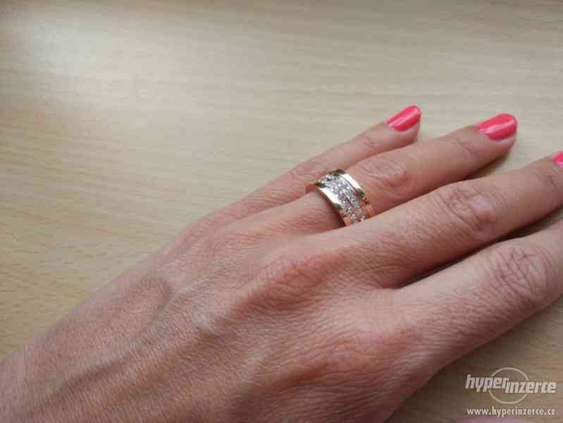 Prsten Bvlgari s kamínky - bazar - Hyperinzerce.cz