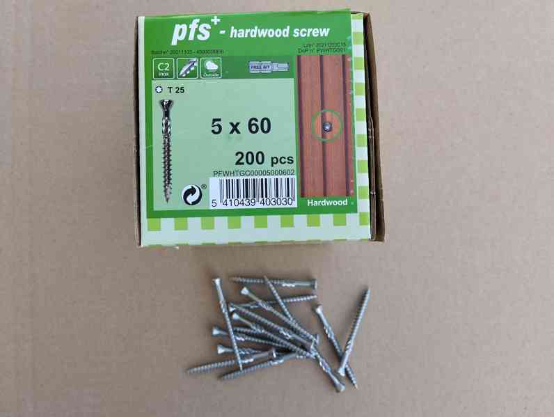 Terasové C2 nerezové vruty, rozměr 5x60 TORX, V balení 200ks - bazar ...