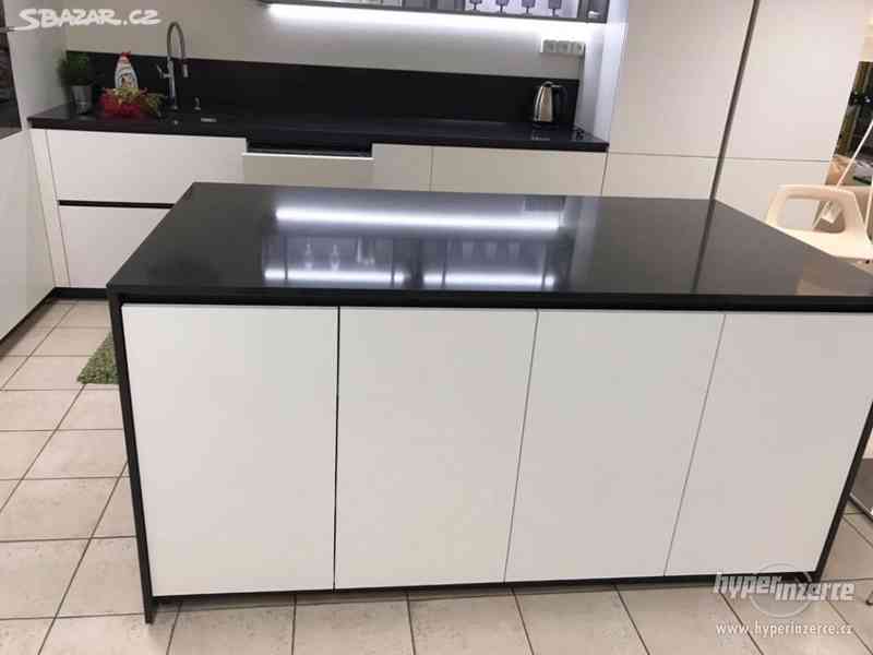 Luxusní nová kuchyň - bazar - Hyperinzerce.cz