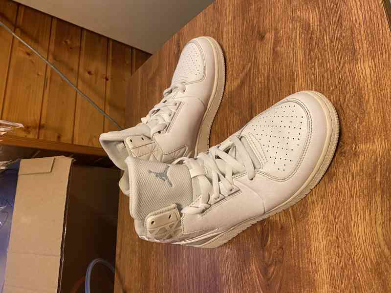 Dámské boty Nike Jordan - bazar - Hyperinzerce.cz
